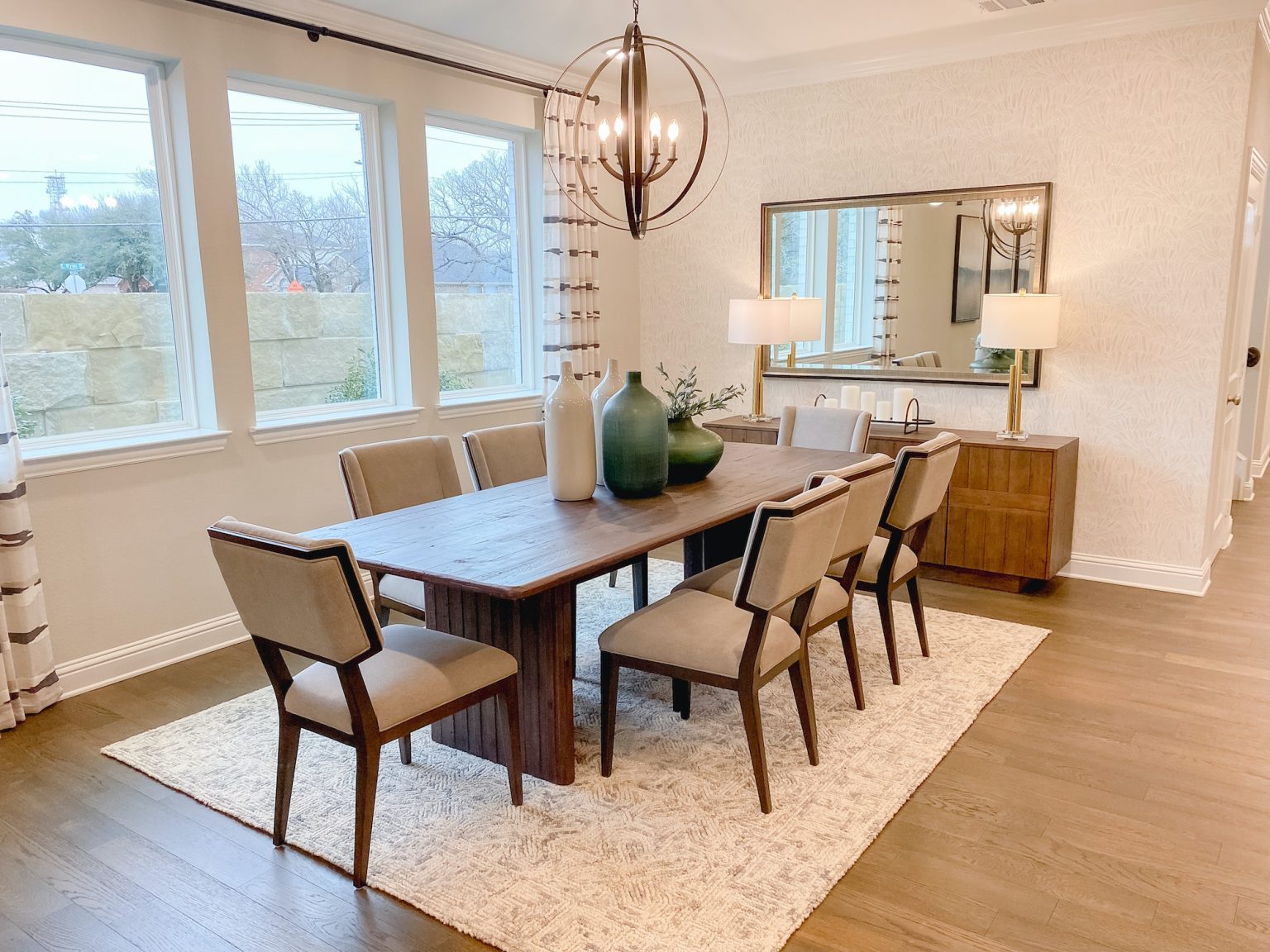 The Most Common Dining Room Decor Mistakes – HomeDecorCraze